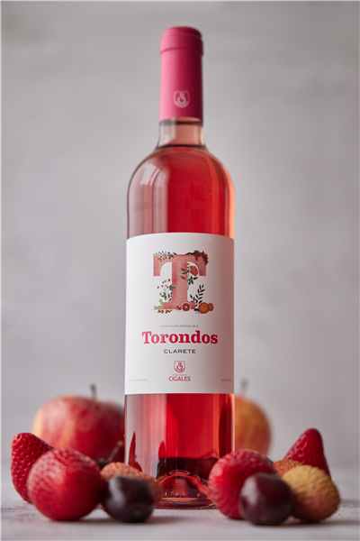 Vino Rosado (Clarete) elaborado con mezcla de variedades de uvas tintas ...